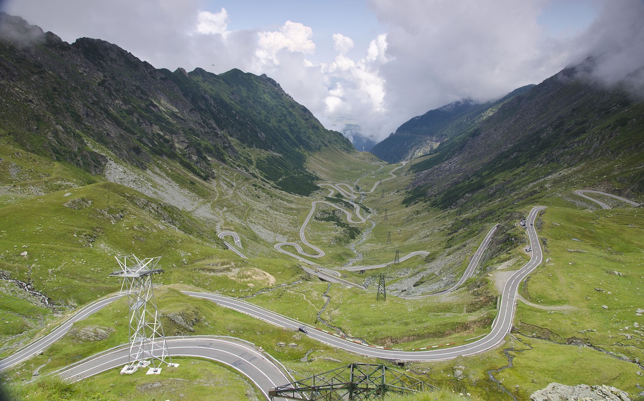 Guide to Driving the Transfăgărășan | How Beautiful Life Is