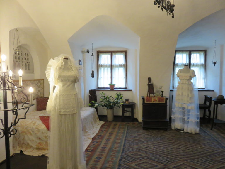 Visiting Dracula's Bran Castle in Transylvania | How Beautiful Life Is