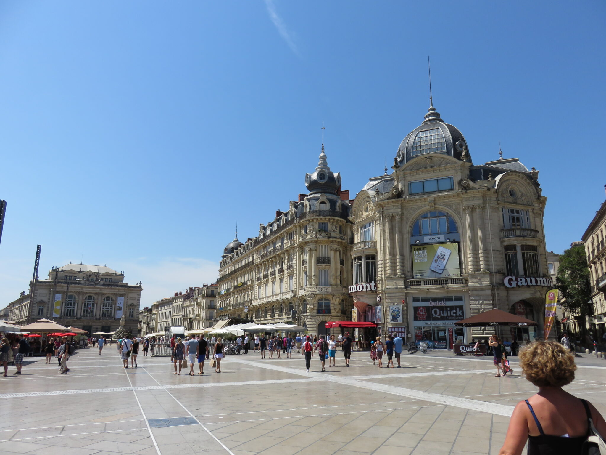 Sightseeing in Montpellier France | How Beautiful Life Is